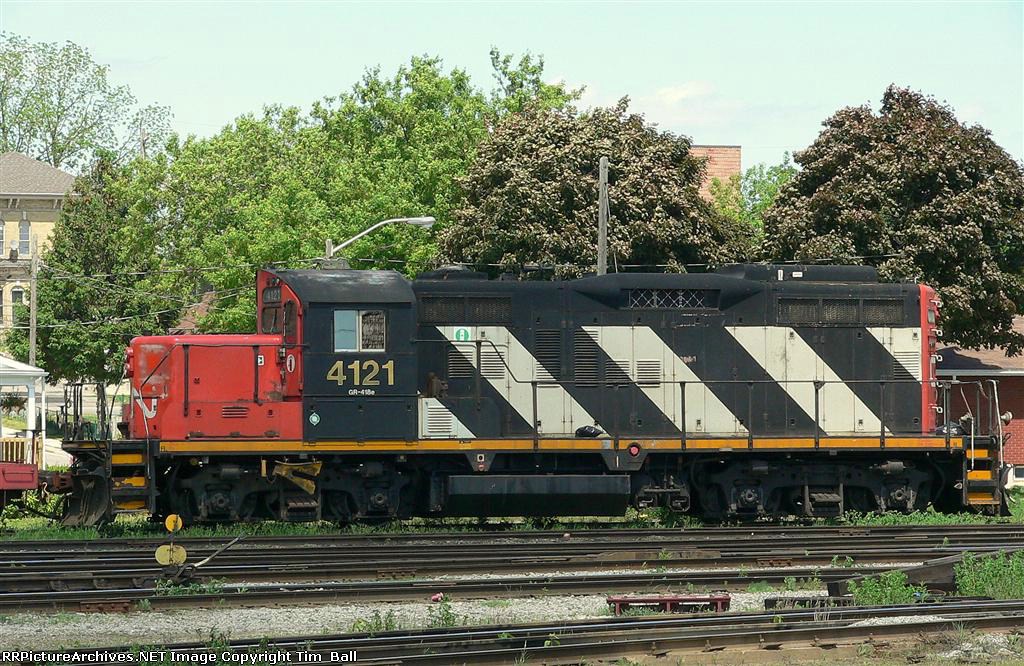CN 4121